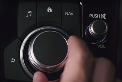 Using Your Mazda’s CarPlay With Your iPhone - Velocity Mazda Blog